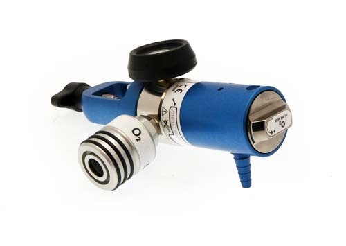 Dialflow O2 Regulator + Auxillary Outlet O2